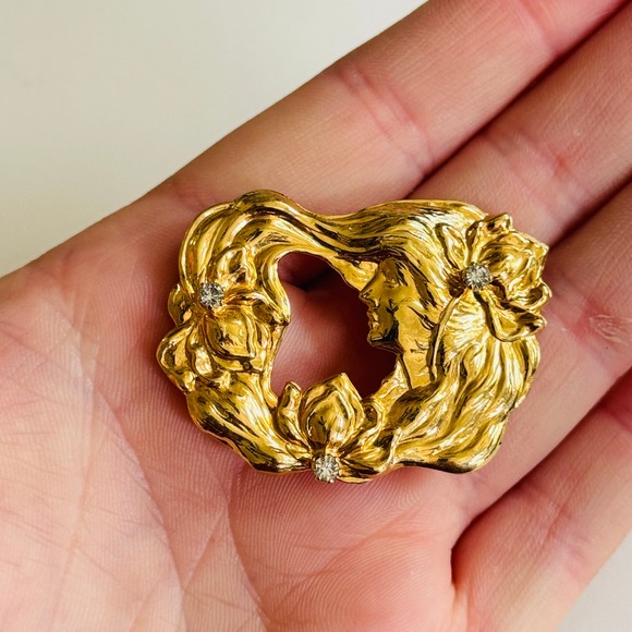 Kirks Folly | Jewelry | Kirks Folly Brooch Pin Signed Gold Tone ...
